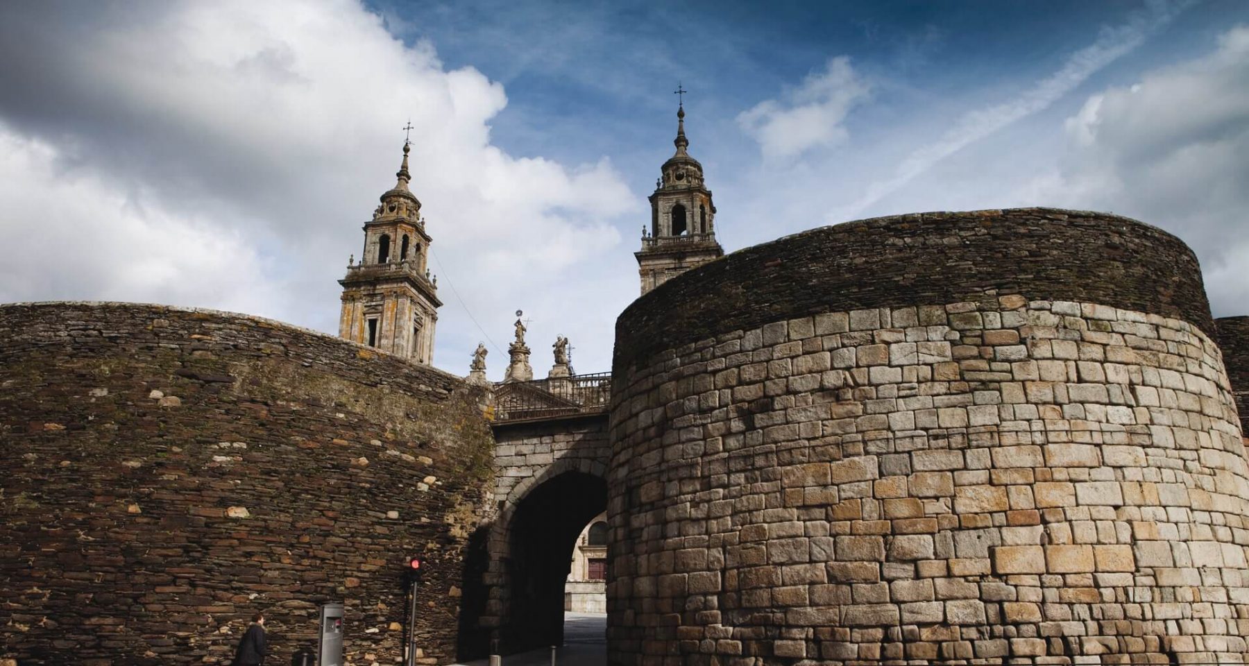 Visita a la ciudad romana de Lugo con Guía de Turismo | Guíate Galicia