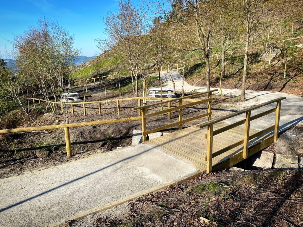 Mirador Regha Pieira Parque Forestal da Fracha Guíate Galicia | Guíate ...